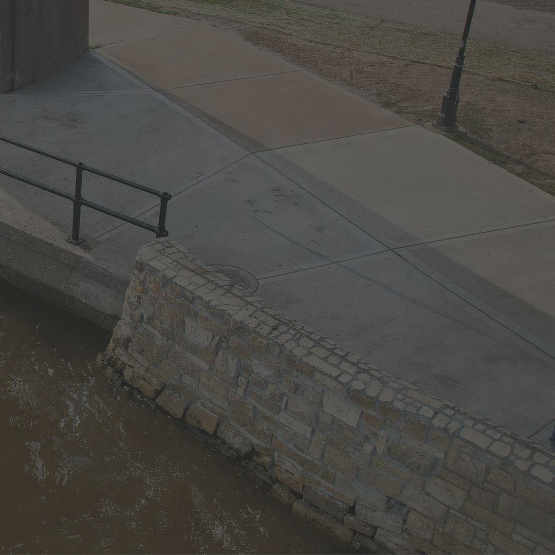Centennial Bridge Repair: Davenport Seawall - McCarthy Improvement Company